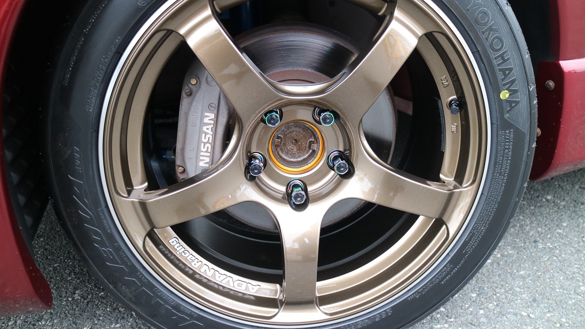 ADVAN Racing TC-4 | 株式会社ヨコハマタイヤガーデン関東