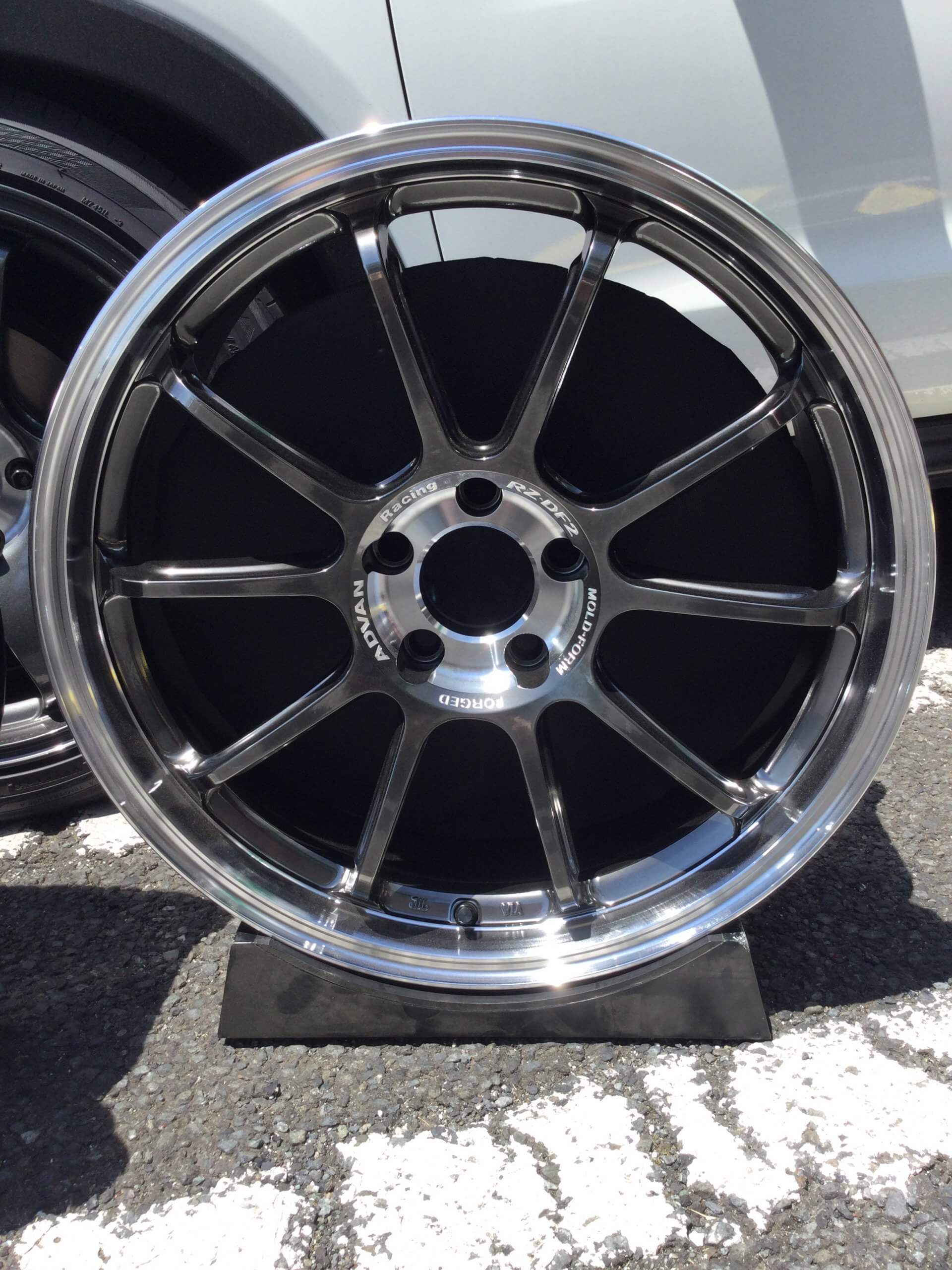 新作!RZ-DF2 期間限定で展示中!! | 株式会社ヨコハマタイヤガーデン関東