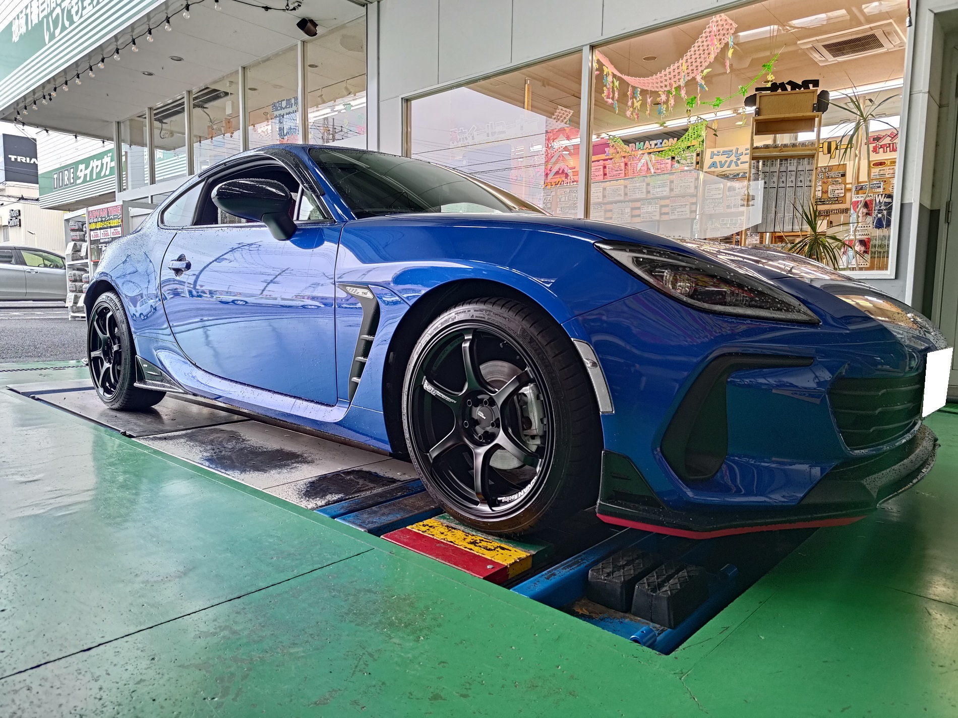 新型BRZへRG4装着！ | 株式会社ヨコハマタイヤガーデン関東
